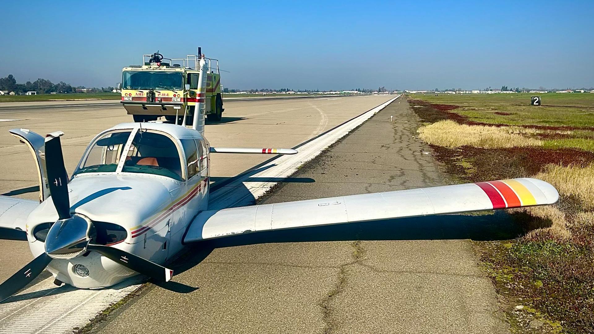 Plane makes safe emergency landing at McClellan without landing gear ...
