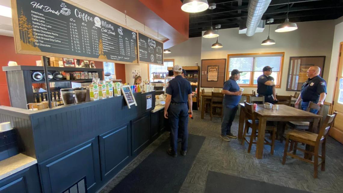 Aero Fire: Copperopolis thanks firefighters who saved town | abc10.com