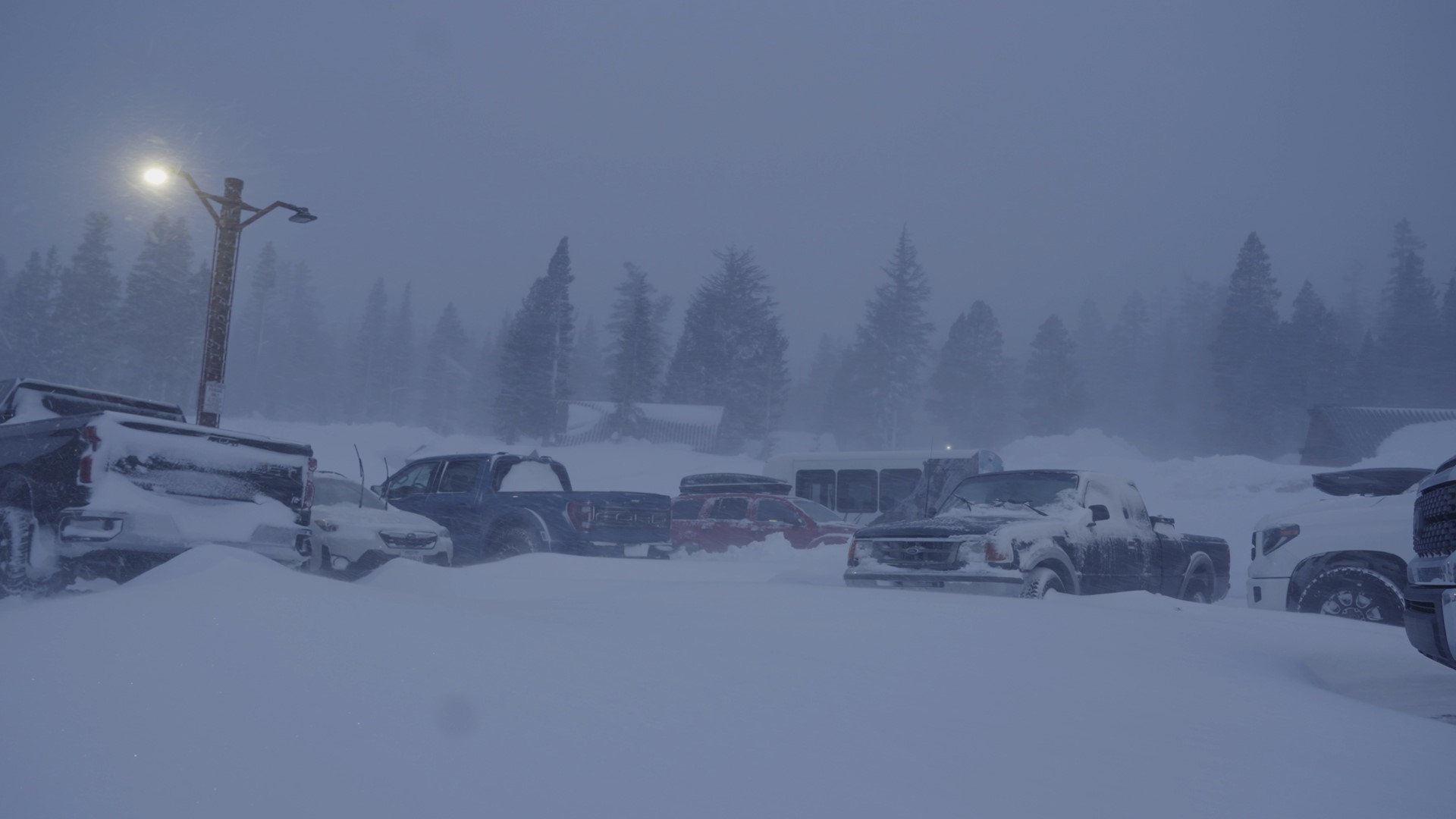 Mammoth Mountain has experienced major snowfall since Friday | abc10.com