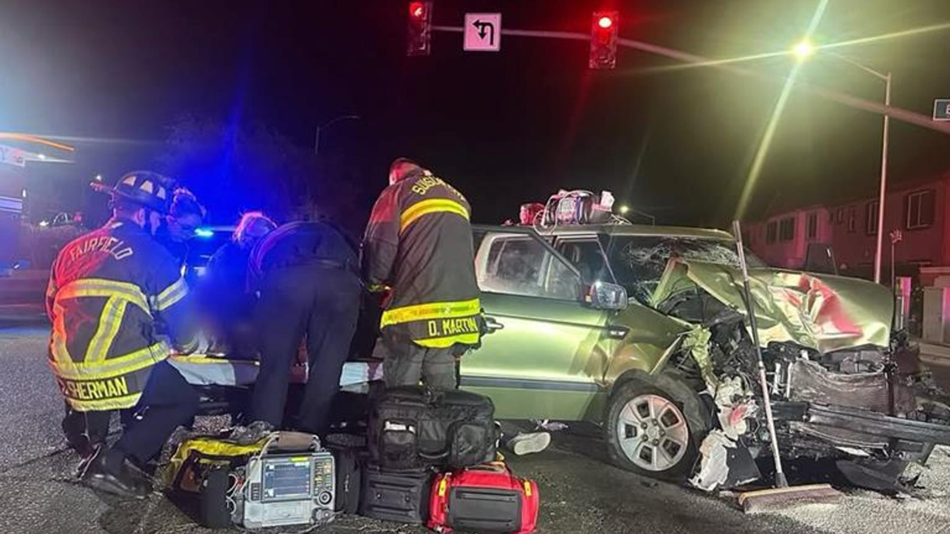 Fairfield crash injures 3 | abc10.com