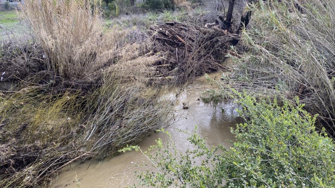 Fairfield evacuation warning due to Lake Curry, Suisun Creek | abc10.com