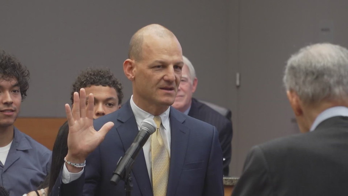 McCarty sworn in as Sacramento's new mayor | abc10.com