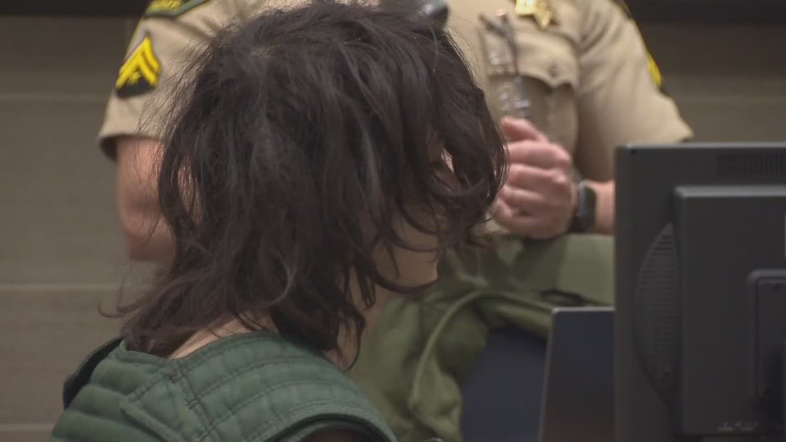 1st week of competency trial for Davis stabbing suspect Carlos ...