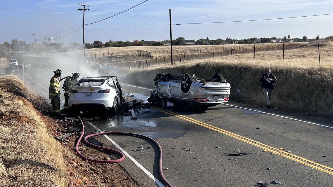 Driver dies in two-vehicle crash in Mather | abc10.com