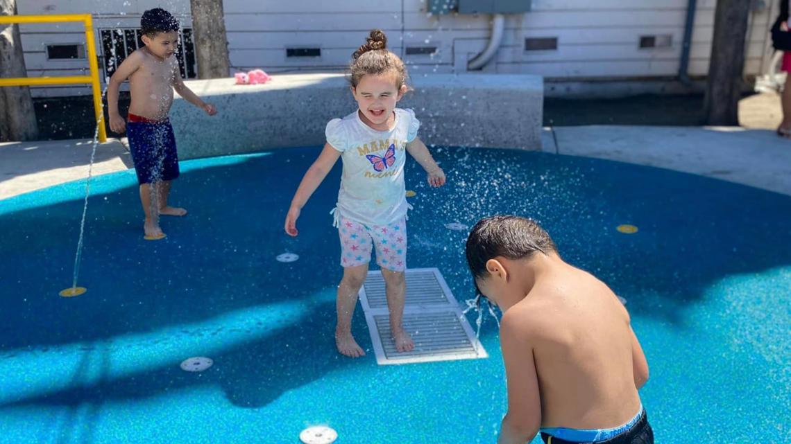 Stockton homeless shelter opens splash pad for kids | abc10.com