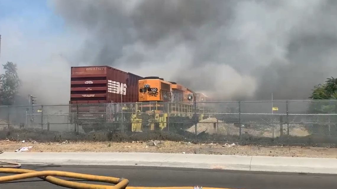 Stockton structure fire closes Wilson Way | abc10.com