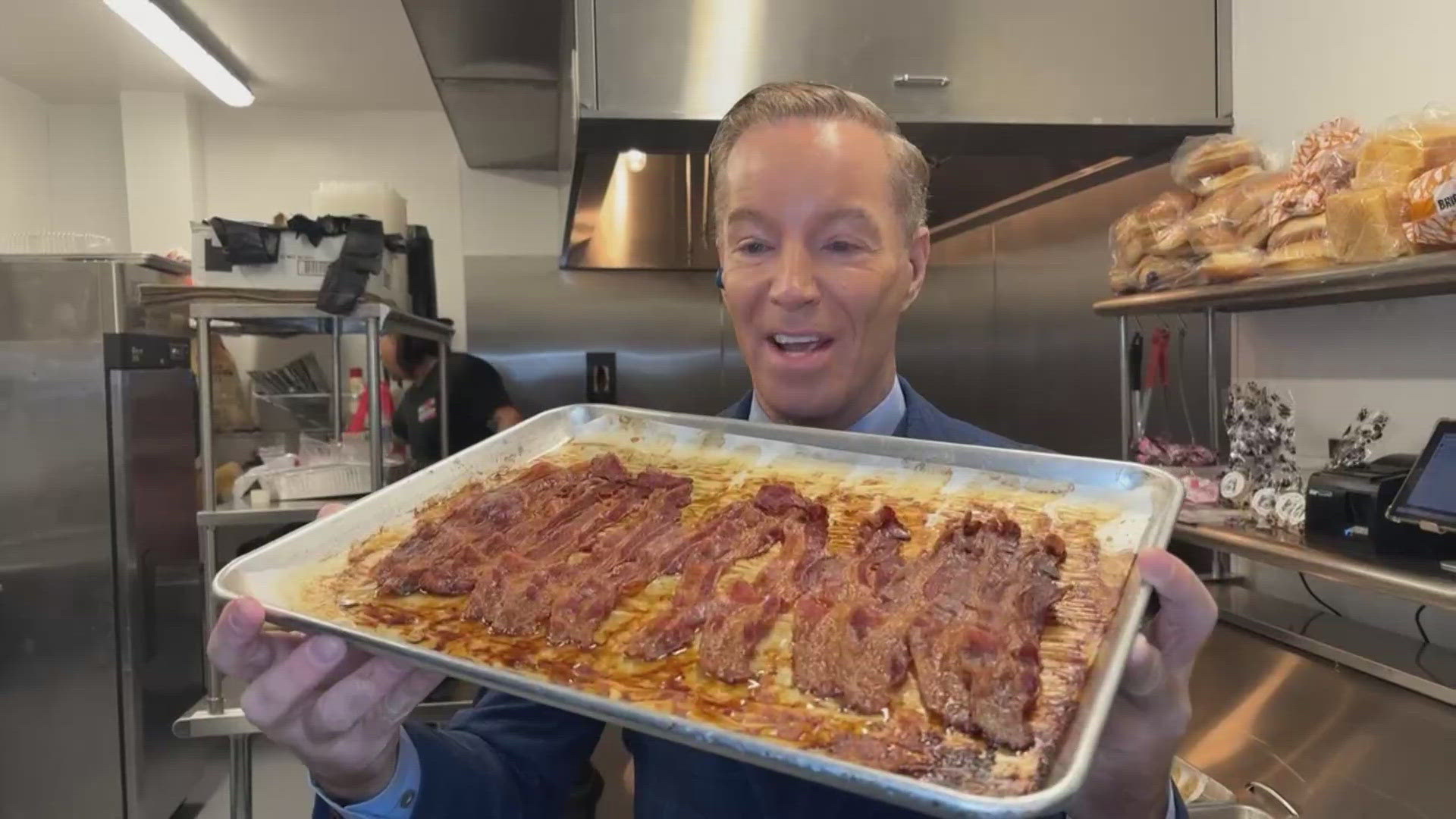 Celebrating bacon with Bacon Mania | abc10.com