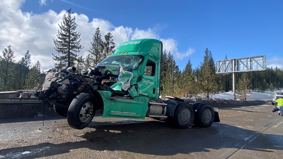 Storm Watch: Eastbound I-80 open after big rig crash in Truckee | abc10.com