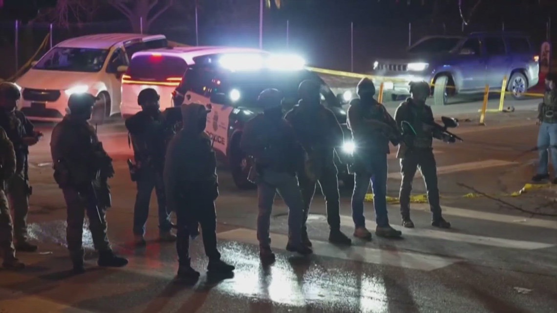 Federal officer shoots man during DHS traffic stop in Minneapolis ...