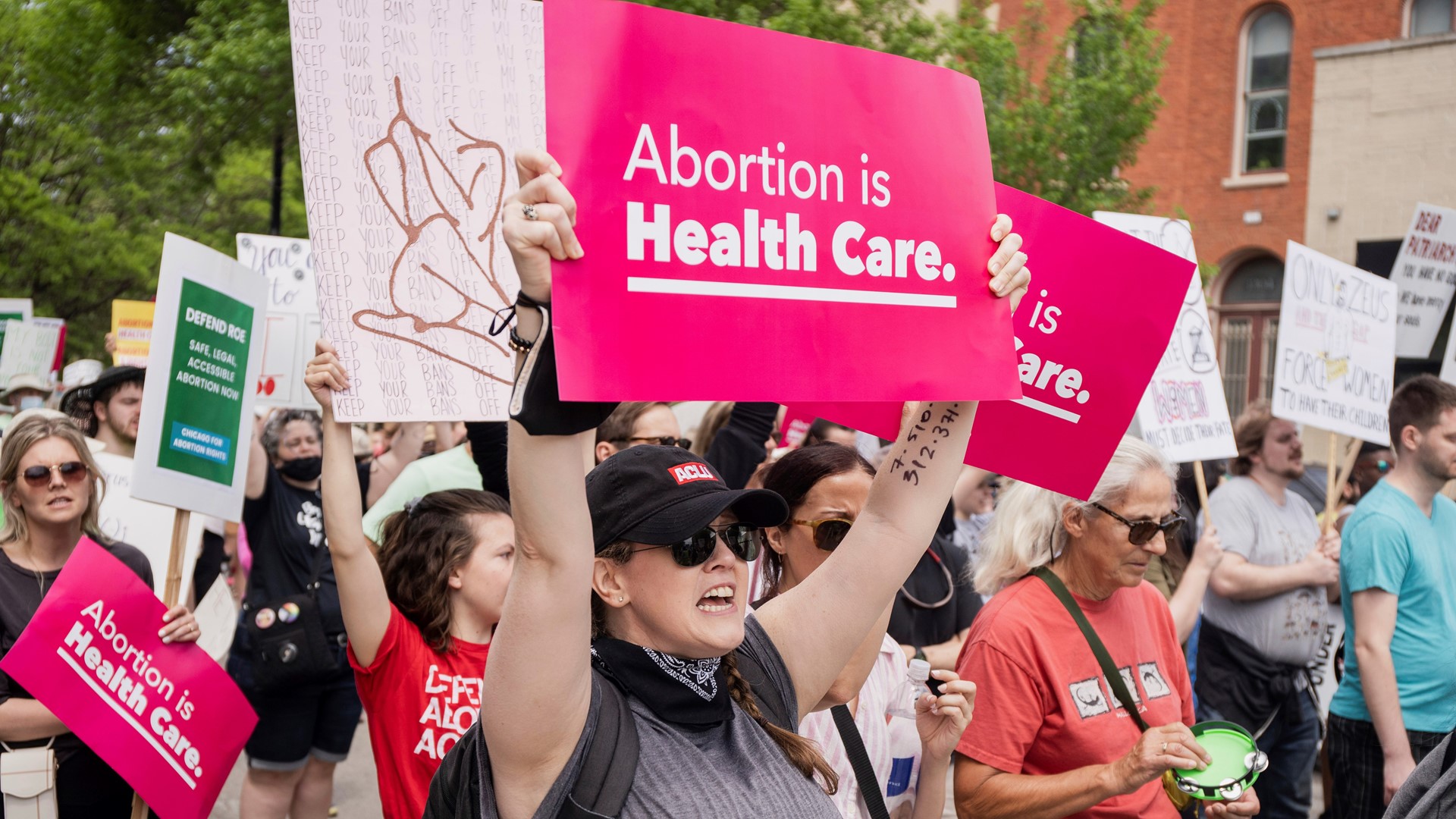 Abortion rights backers rally in Sacramento | abc10.com