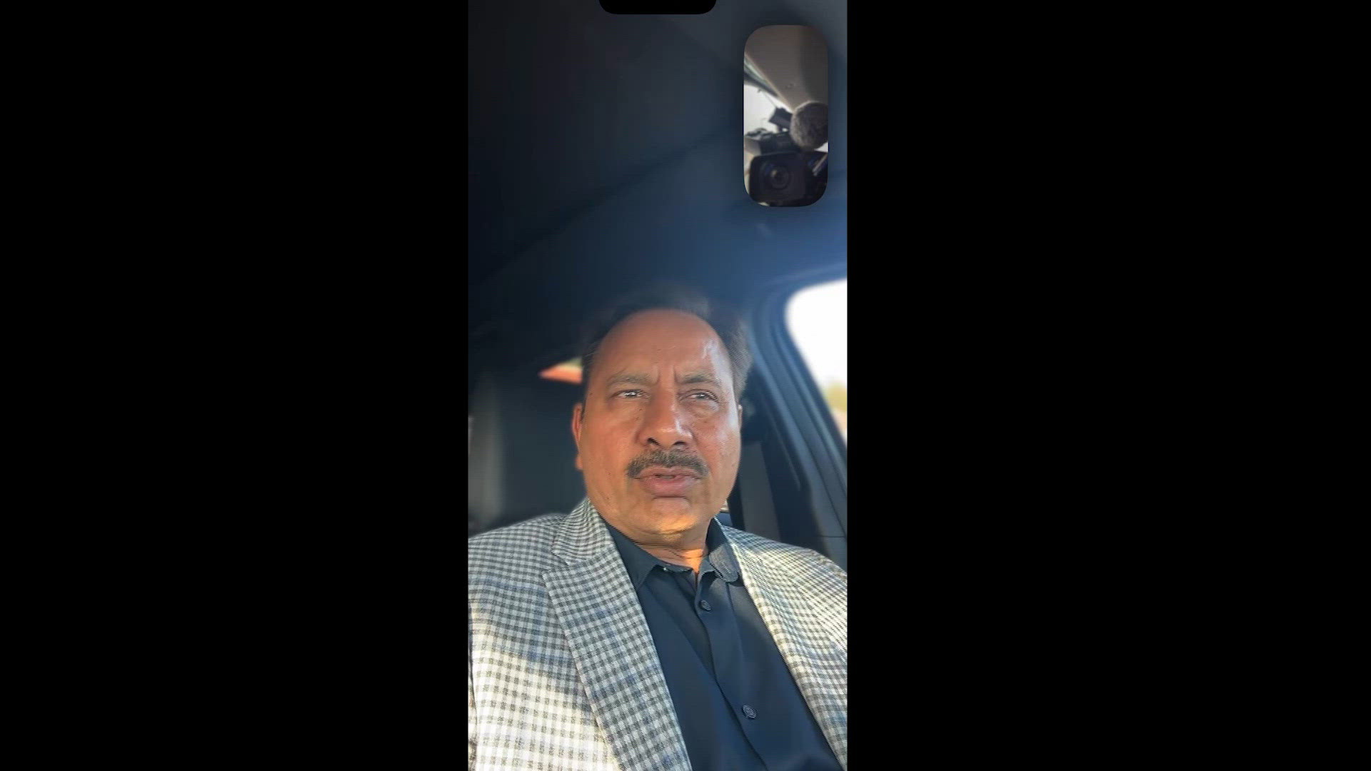 Catch of the year? Commanders' Treylon Burks makes incredible 1-handed ...