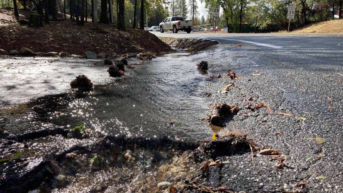 River Fire survivors clean up after burn scar flooding in Colfax ...