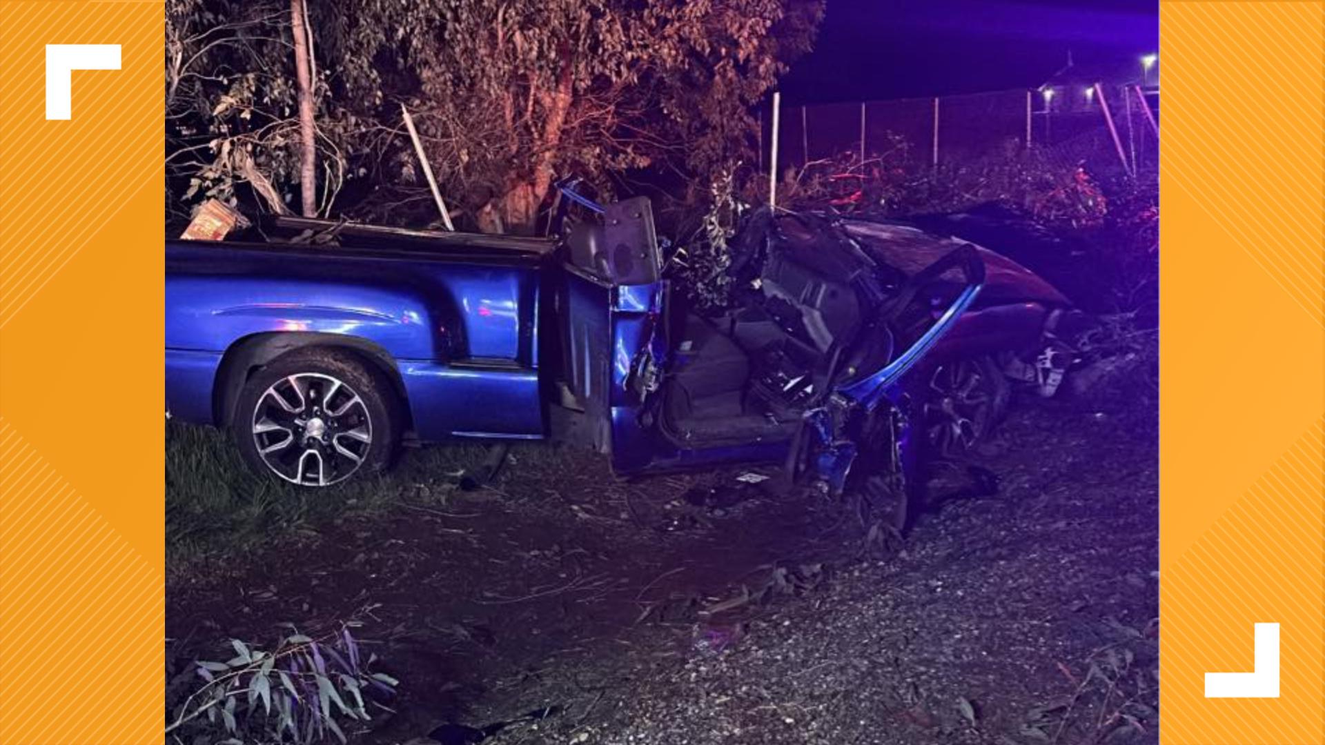 17 Year Old Dies After Crashing Into Tree In Sacramento County
