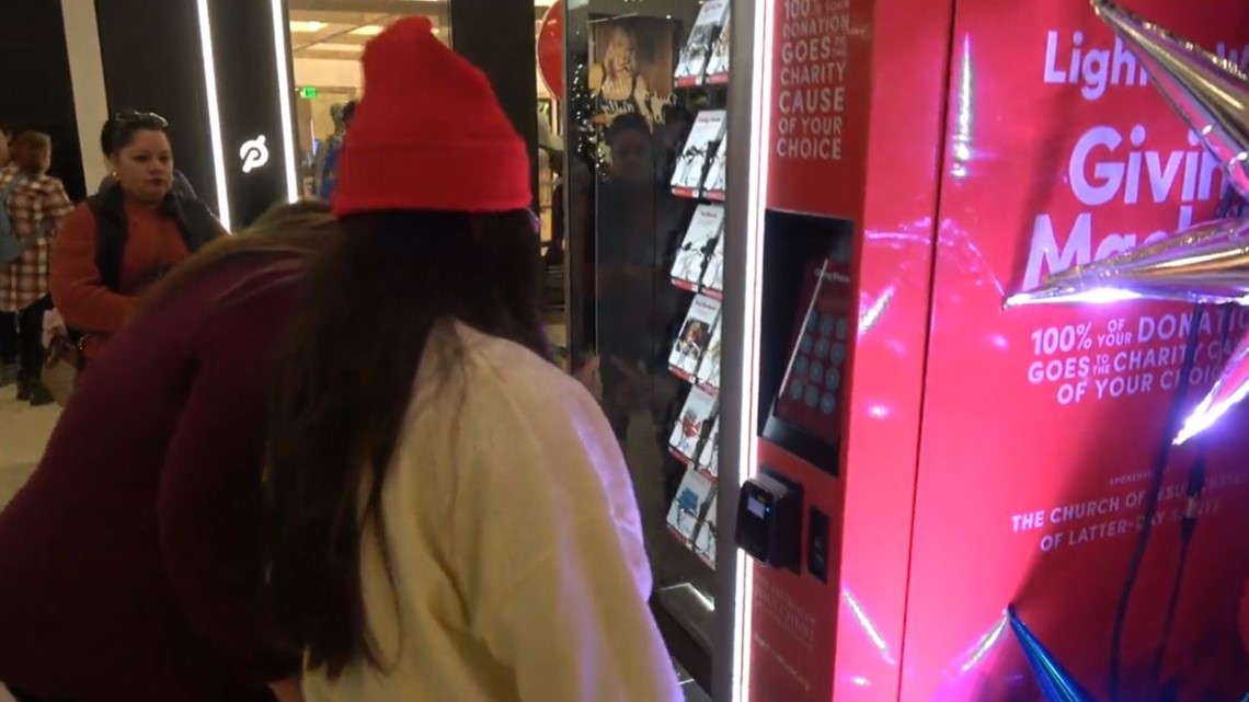 Roseville Galleria has Giving Machines until Dec. 10 | abc10.com