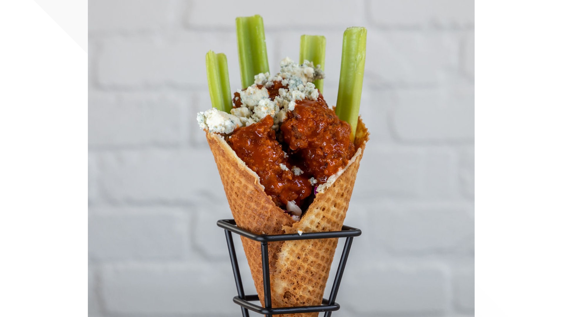 Cluck N Cone to open in Roseville in August | abc10.com