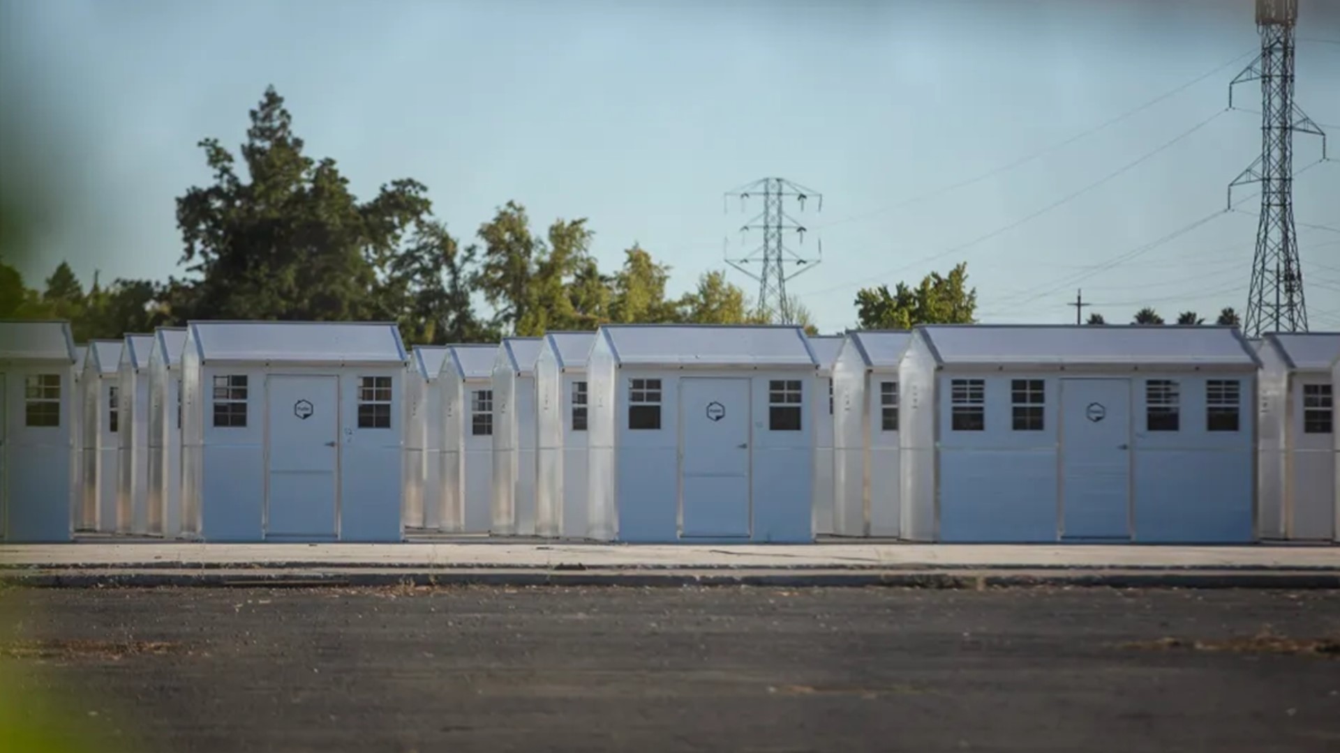 Inside a Texas homeless village that inspires California replicas ...