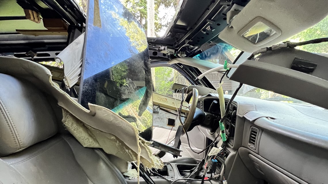 Bear rips Sacramento man's truck to shreds at Lake Tahoe | abc10.com