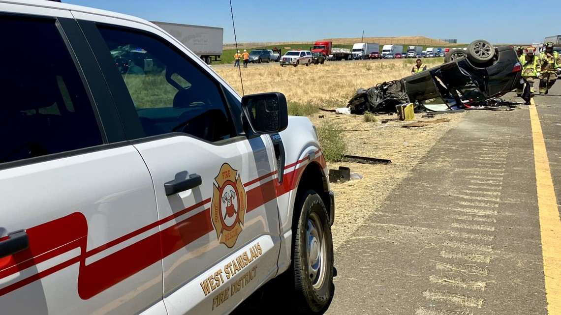 I-5 crash kills man, injures another near Patterson | abc10.com