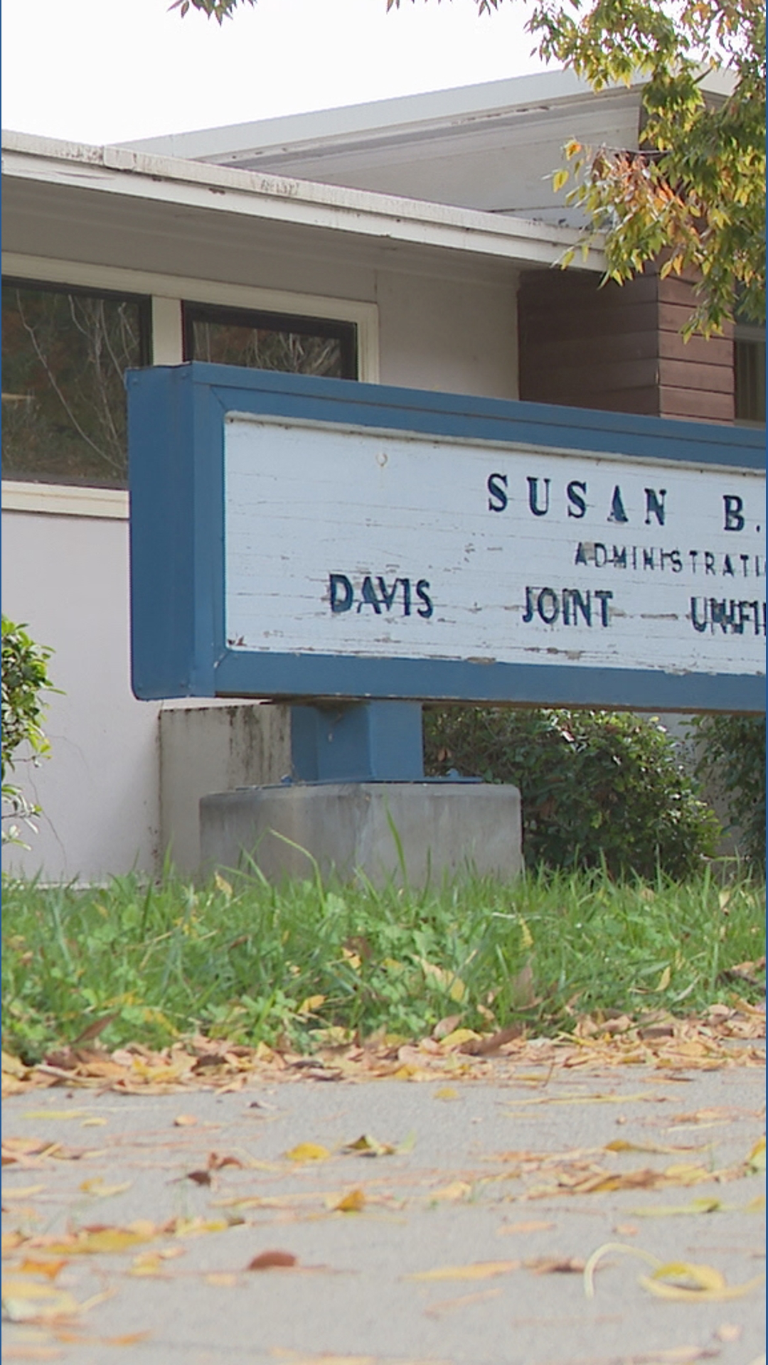 Davis schools weigh closures as enrollment drops, district says | abc10.com