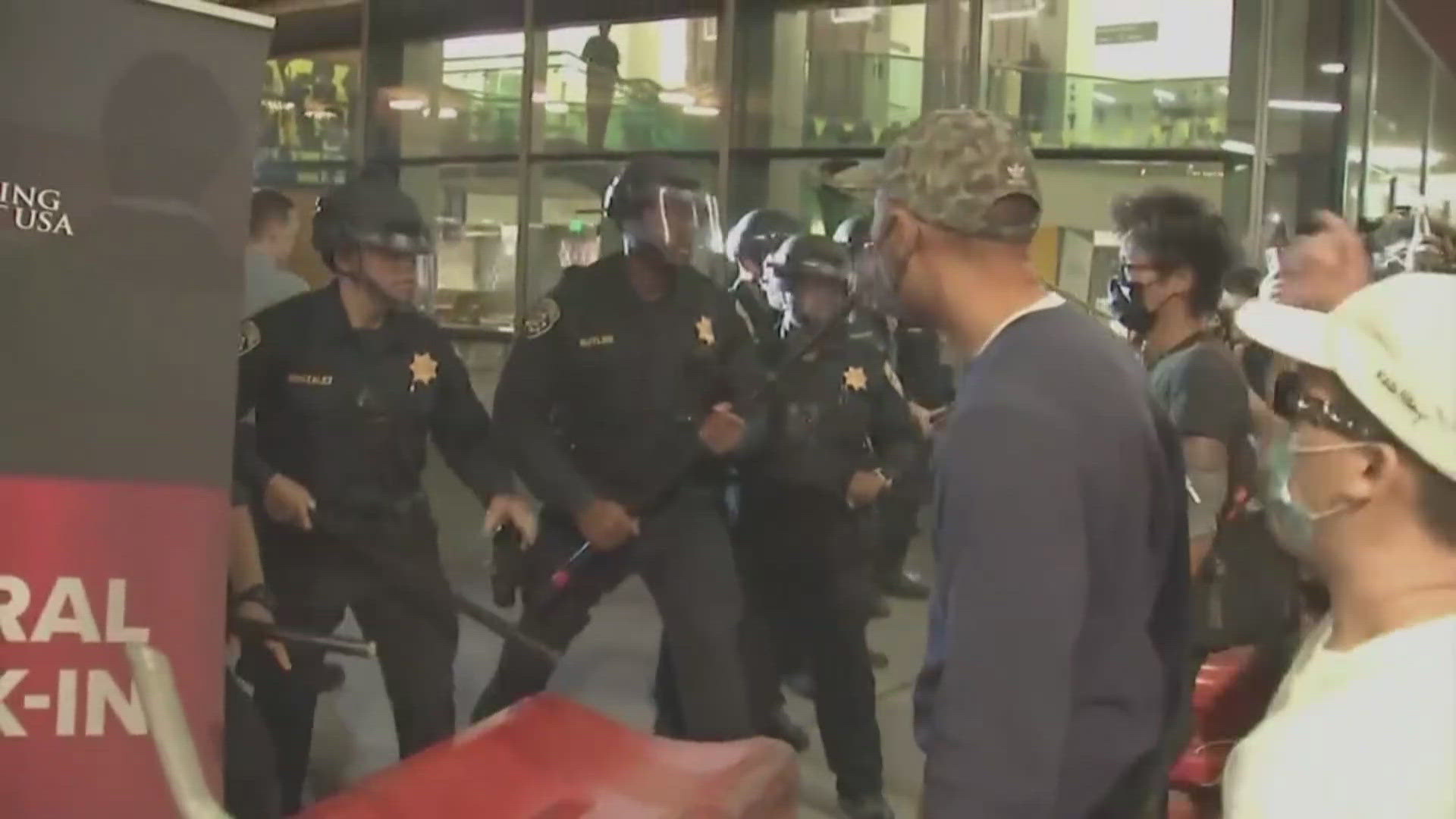 Tensions erupt at UC Berkeley during Turning Point USA event; arrests ...