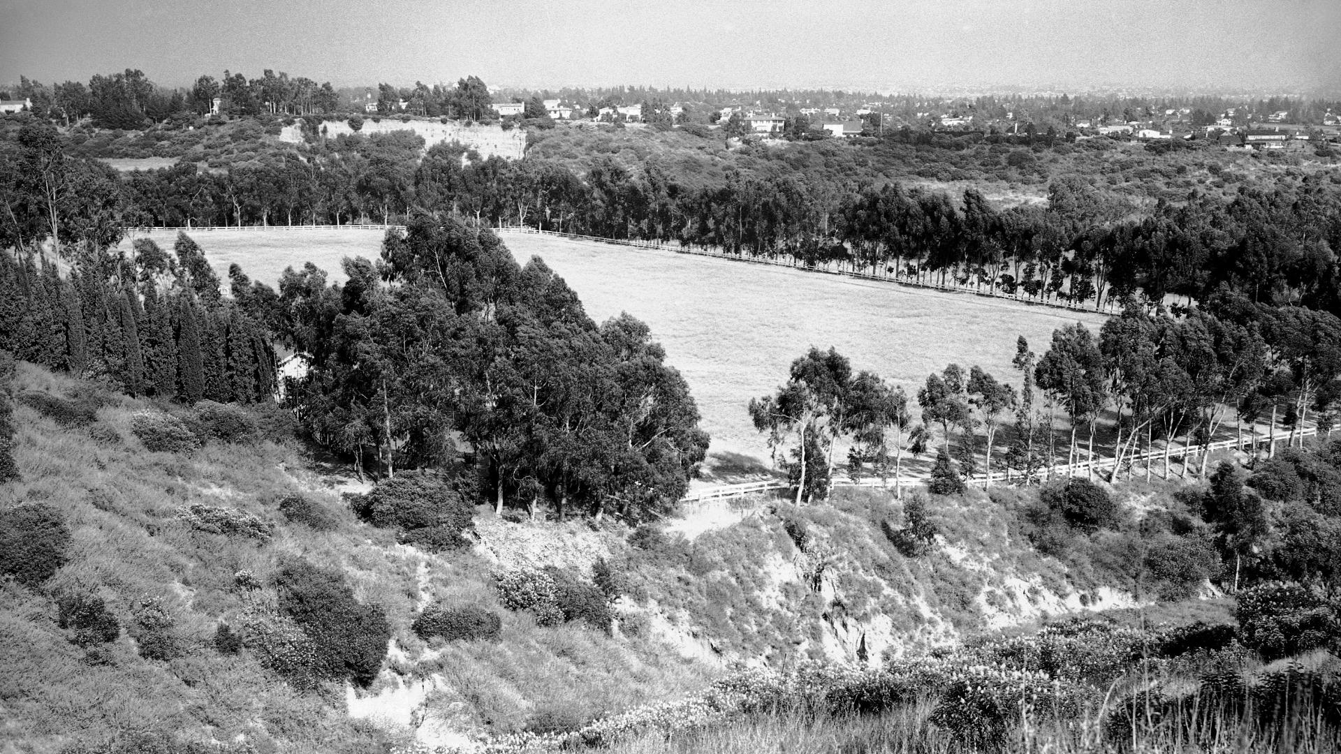 Will Rogers' historic ranch house destroyed in Palisades Fire | abc10.com