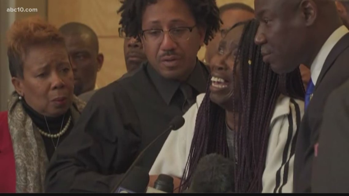 Stephon Clark's family, attorney addresses media; echoes call for ...