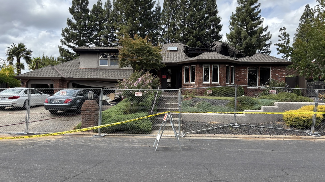 Man dead in Folsom fire after police standoff | abc10.com