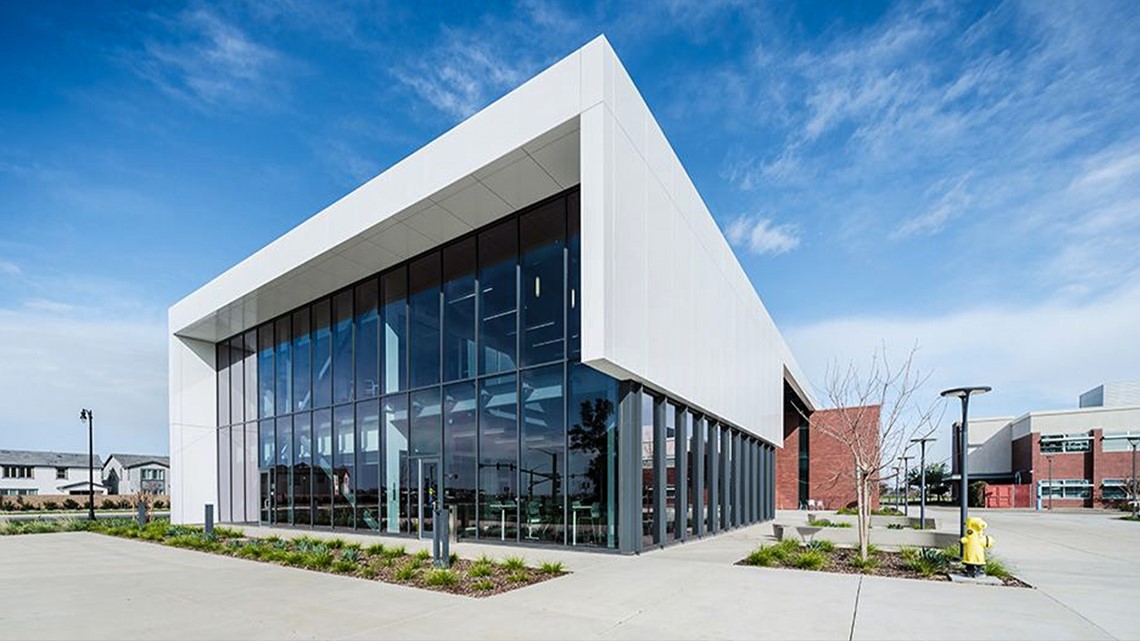 Cosumnes River College opens first science building in Elk Grove ...