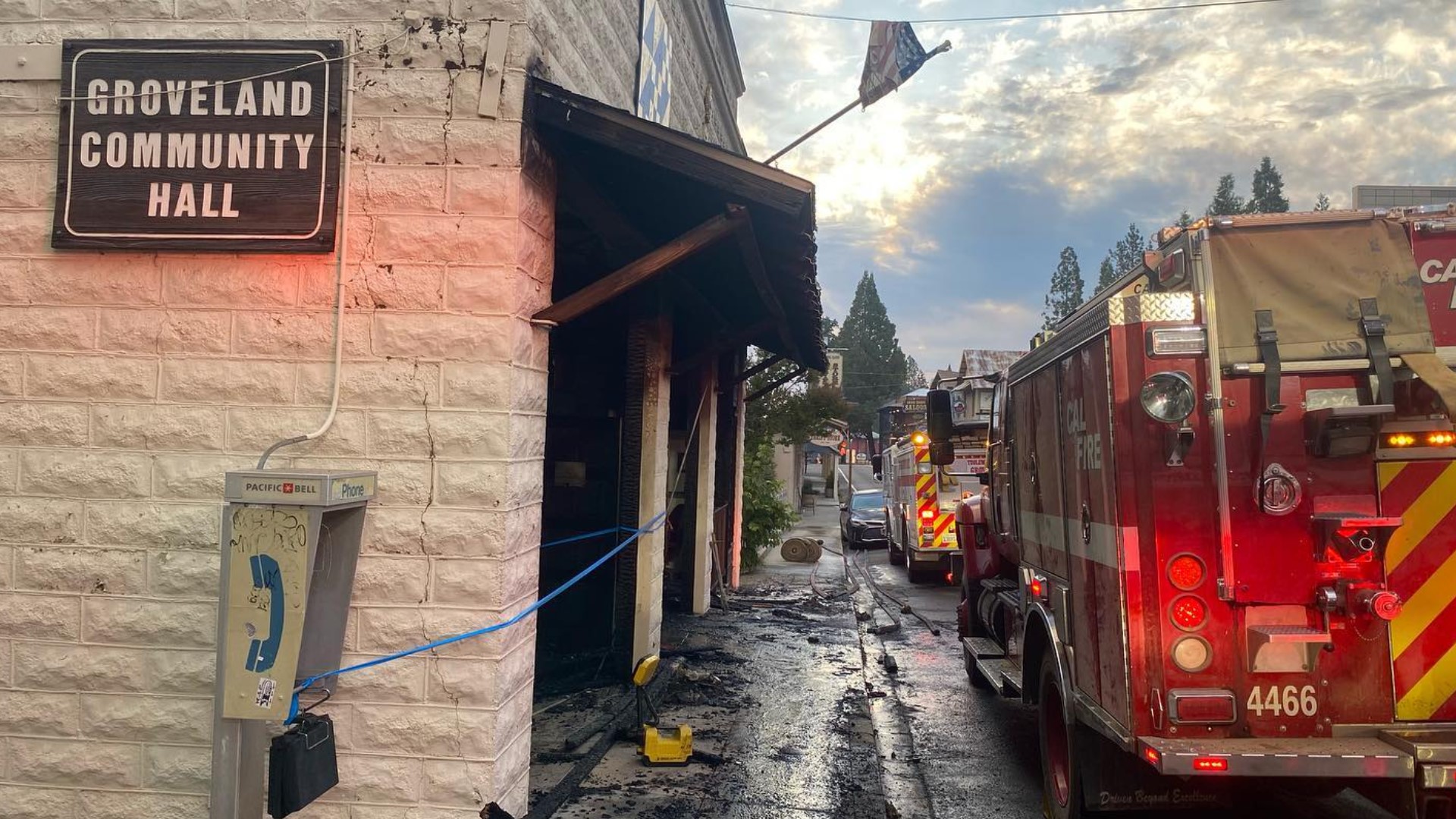 Fire leaves Groveland Community Hall damaged | abc10.com