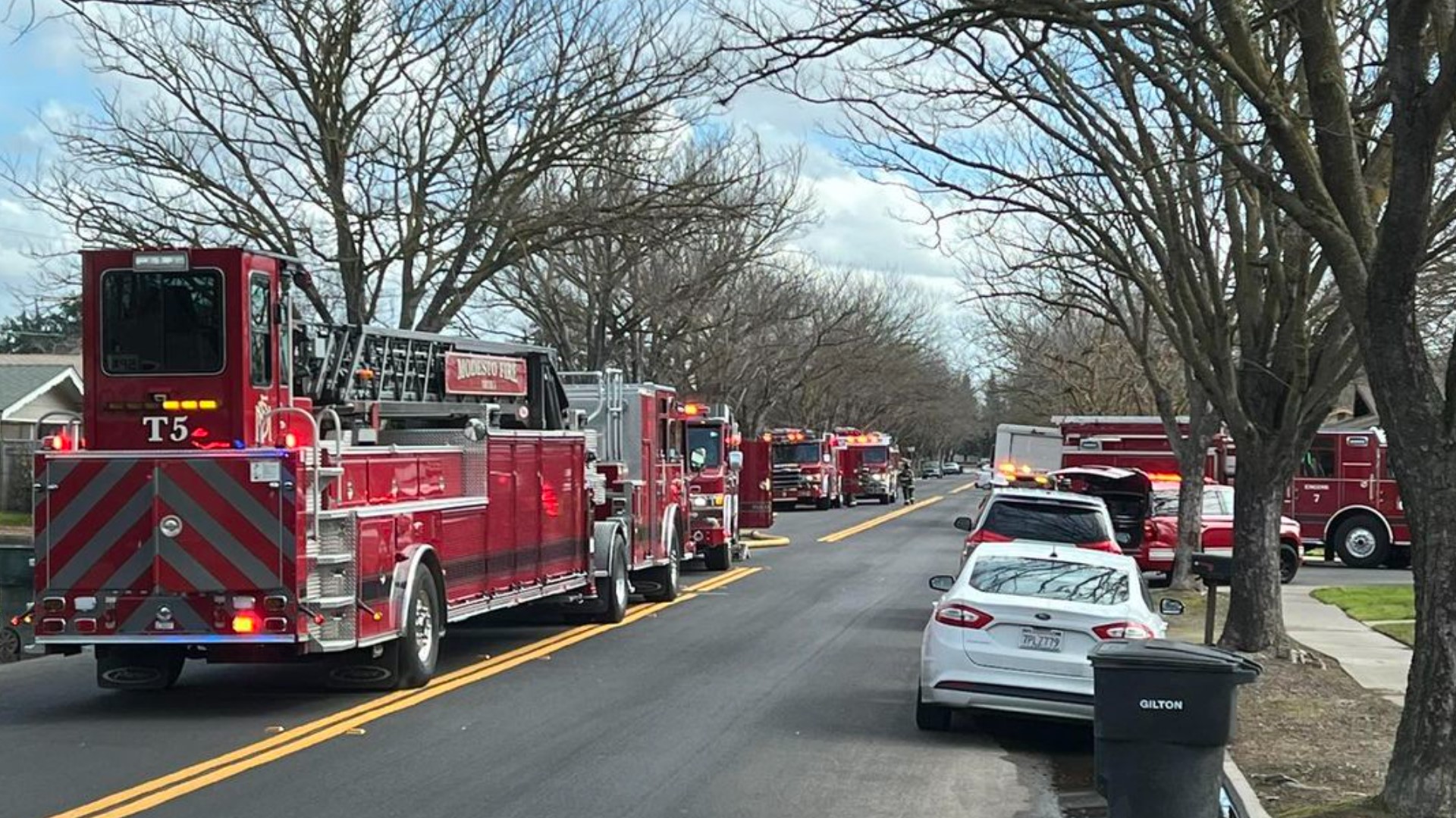 Modesto house fire leaves 1 dead | abc10.com