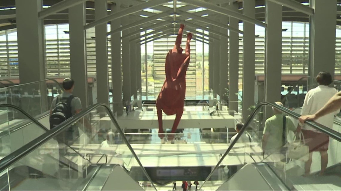 Why is there a red rabbit at Sacramento International Airport? | abc10.com