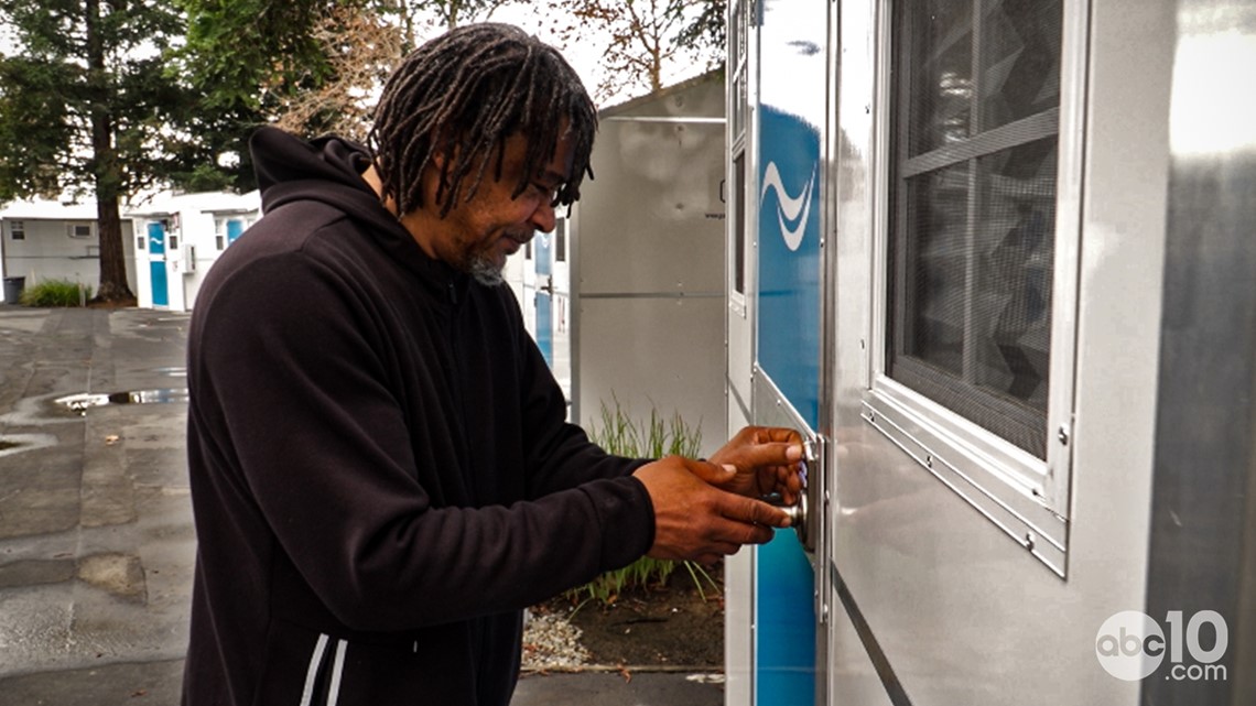 Homeless Nigerian immigrant moves into Sacramento sleeping cabin ...
