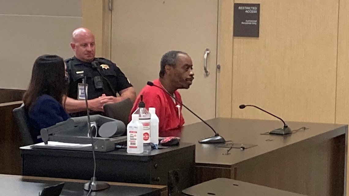 Stagg High School stabbing suspect shouts admission to judge | abc10.com