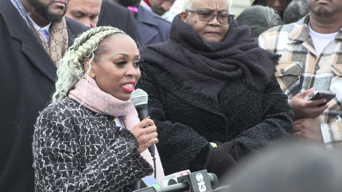 Stockton leaders call for action as vigil honors victims of mass ...