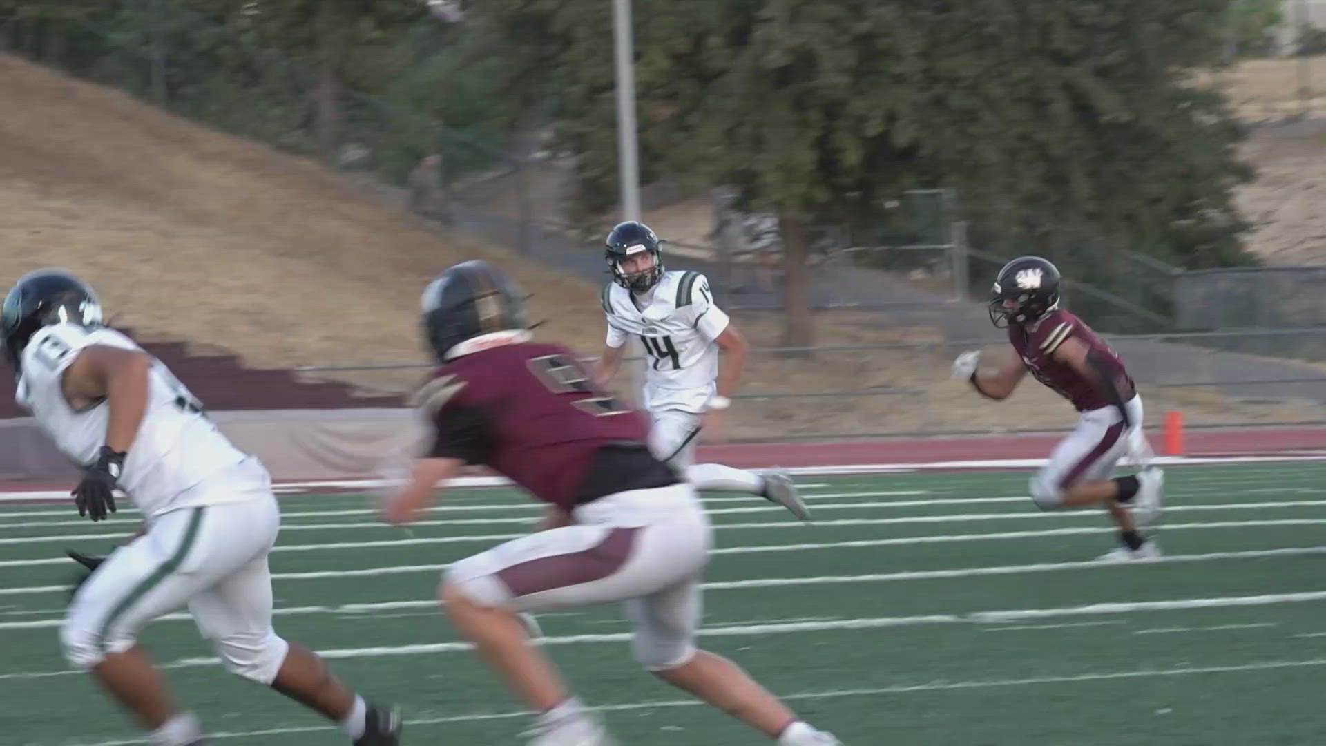 High School Football: Twelve Bridges vs. Whitney — Highlights | abc10.com