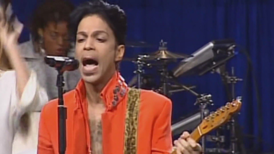 Prince fans to get new album Timeless featuring unreleased tracks from ...