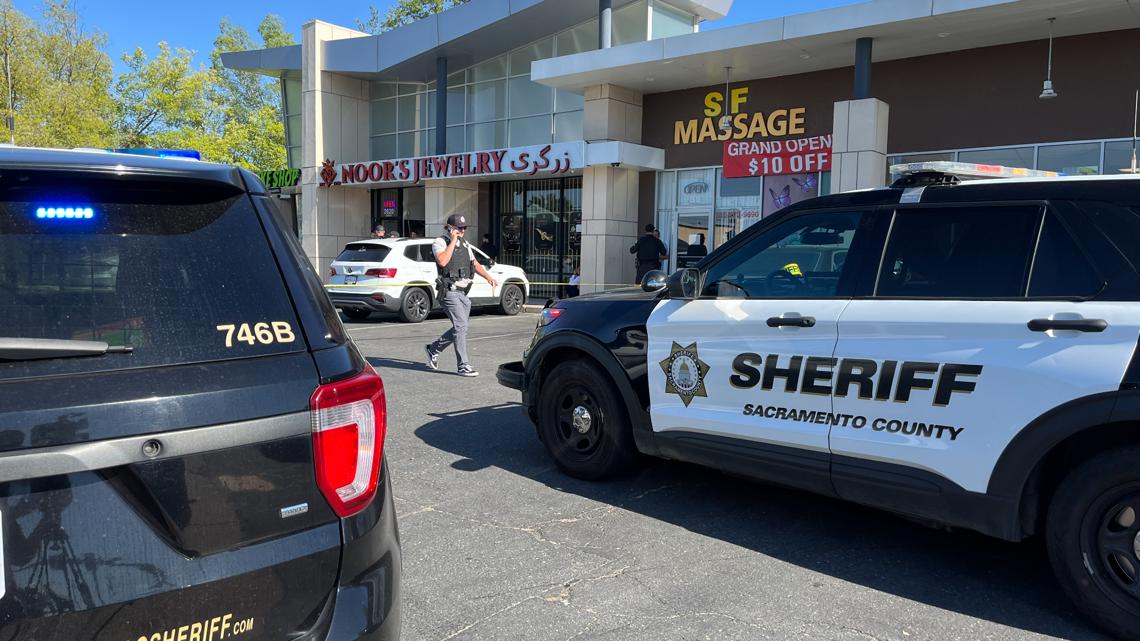 Sac Metro Fire engine hit in crash after Arden armed robbery | abc10.com