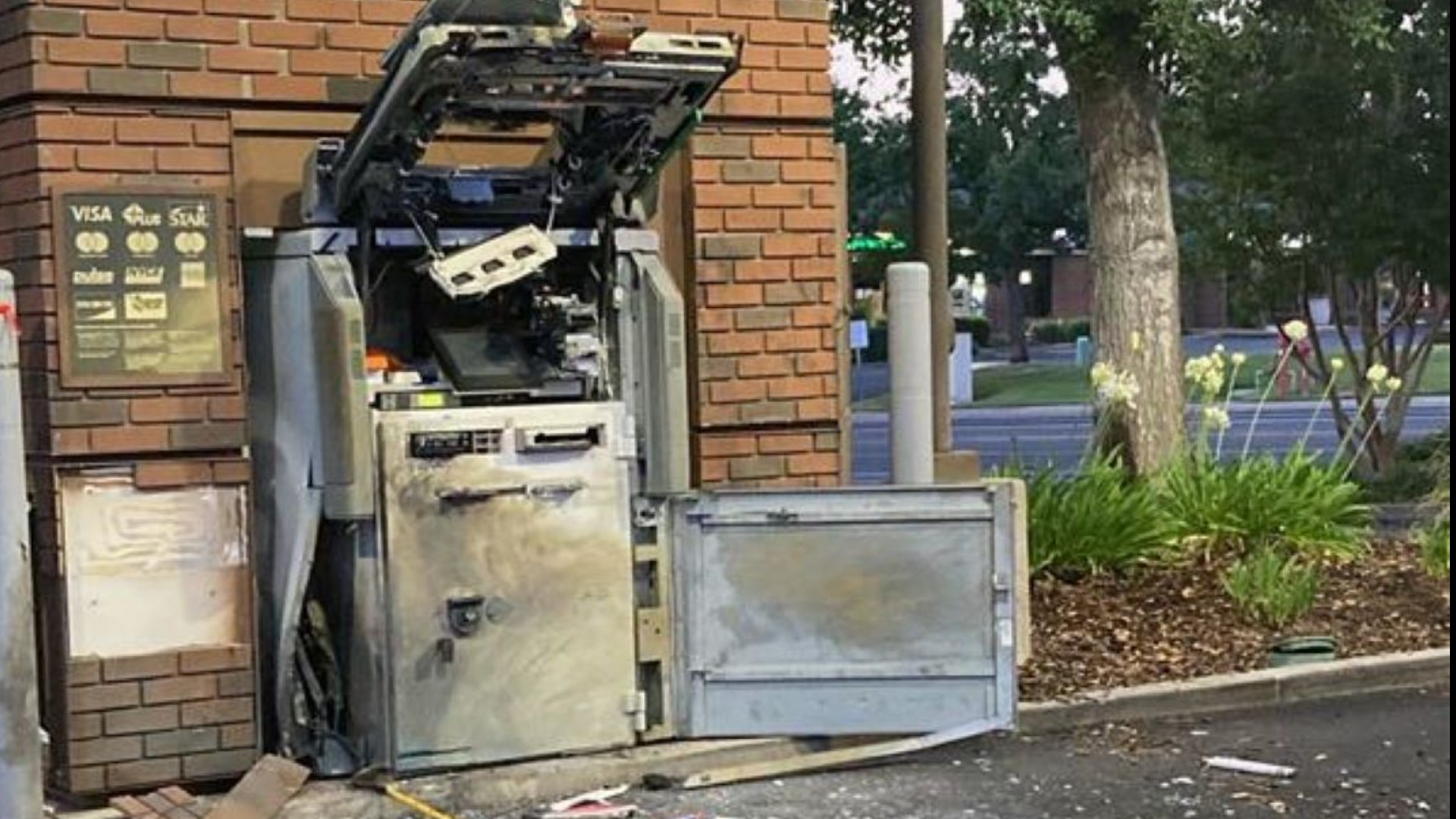 Bank of America ATM vandalized in theft attempt | abc10.com