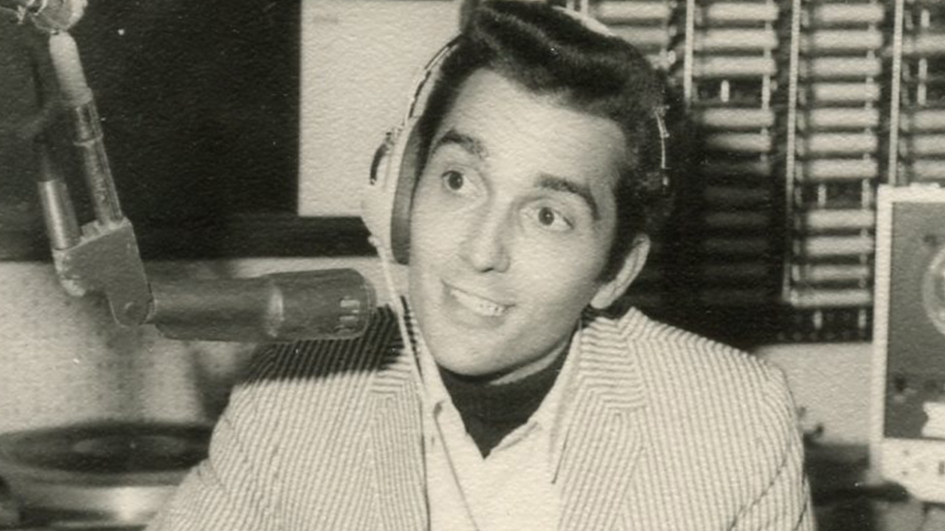 Joey Mitchell: Longtime Sacramento radio host dies at 77 | abc10.com