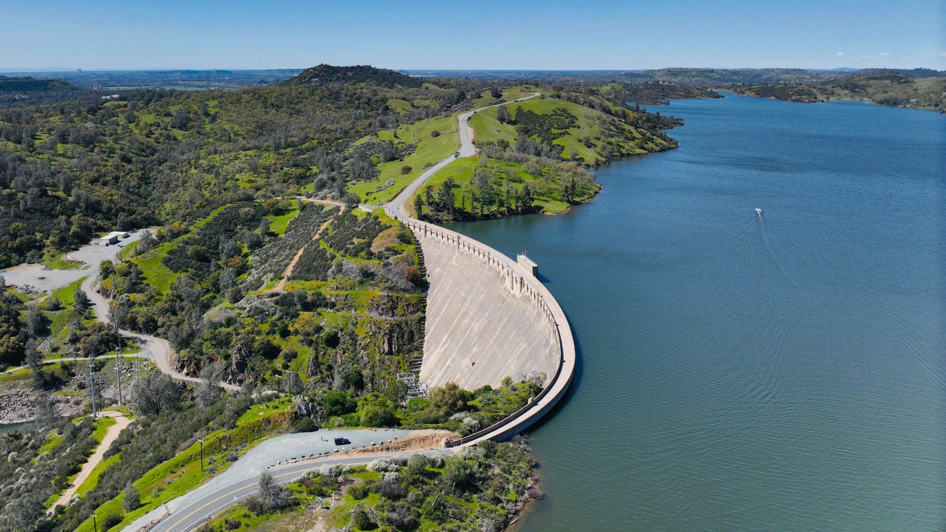 Looking back at the record breaking water year in California | abc10.com