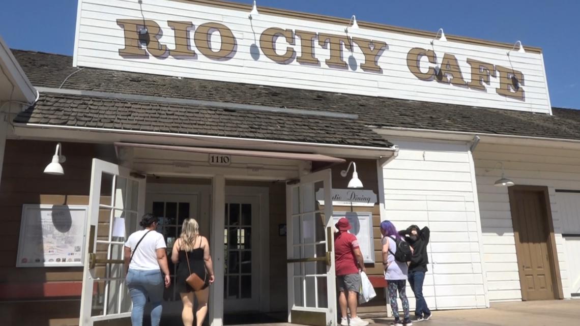Old Sacramento's Rio City Café opens doors for last time | abc10.com