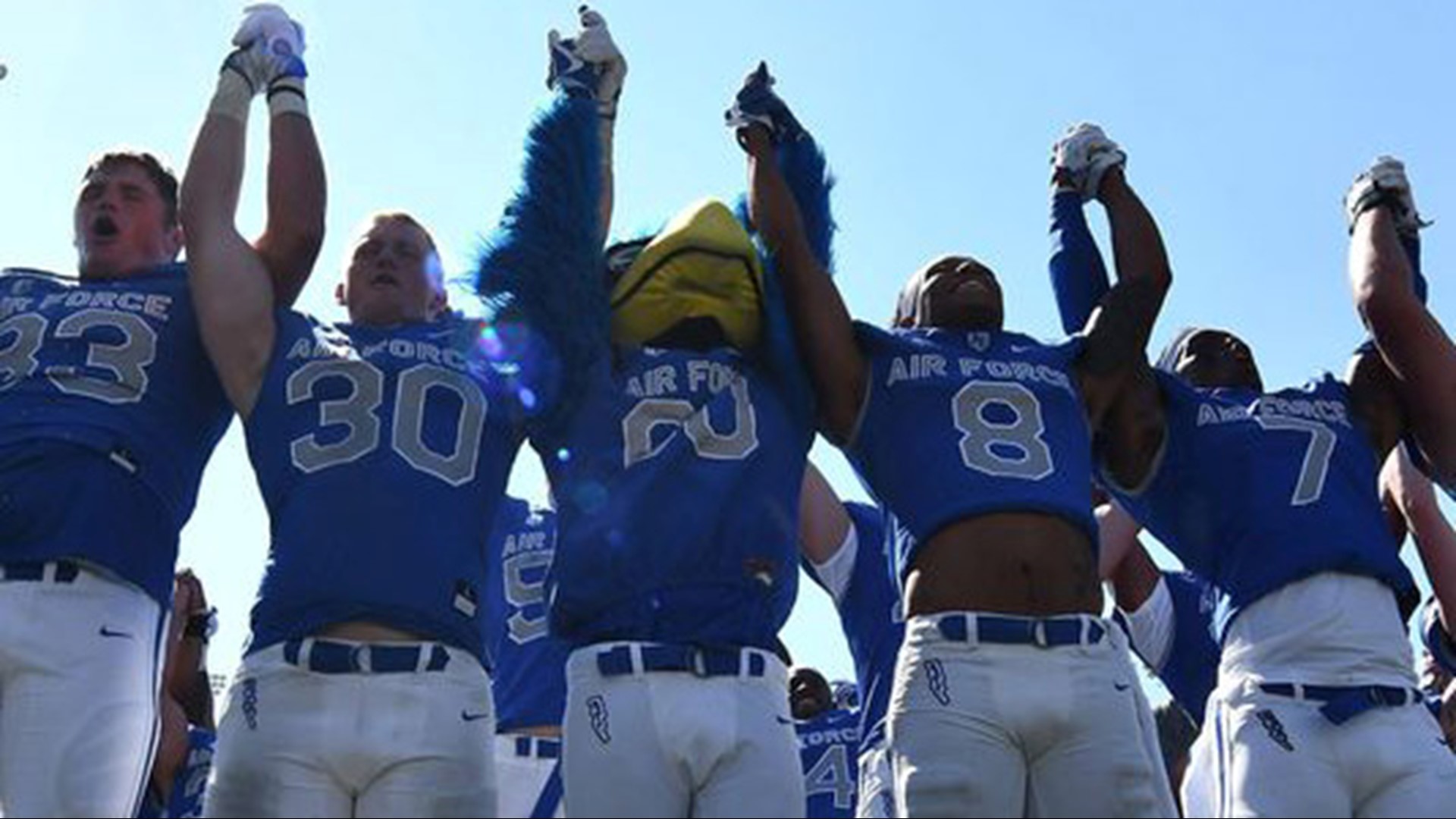 Air Force football player becomes first openly gay athlete at a service ...