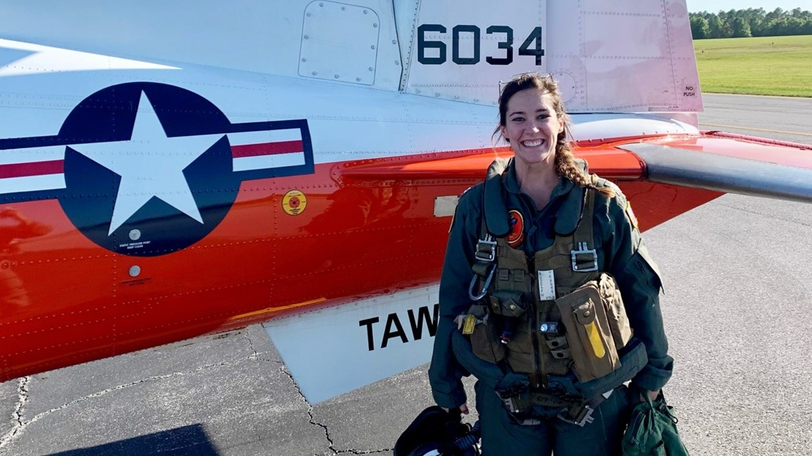 Super Bowl all-women flyover pilot from Memphis | abc10.com