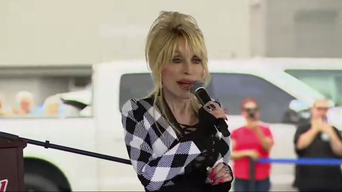 Dolly Parton announces major donation to help Helene victims | abc10.com
