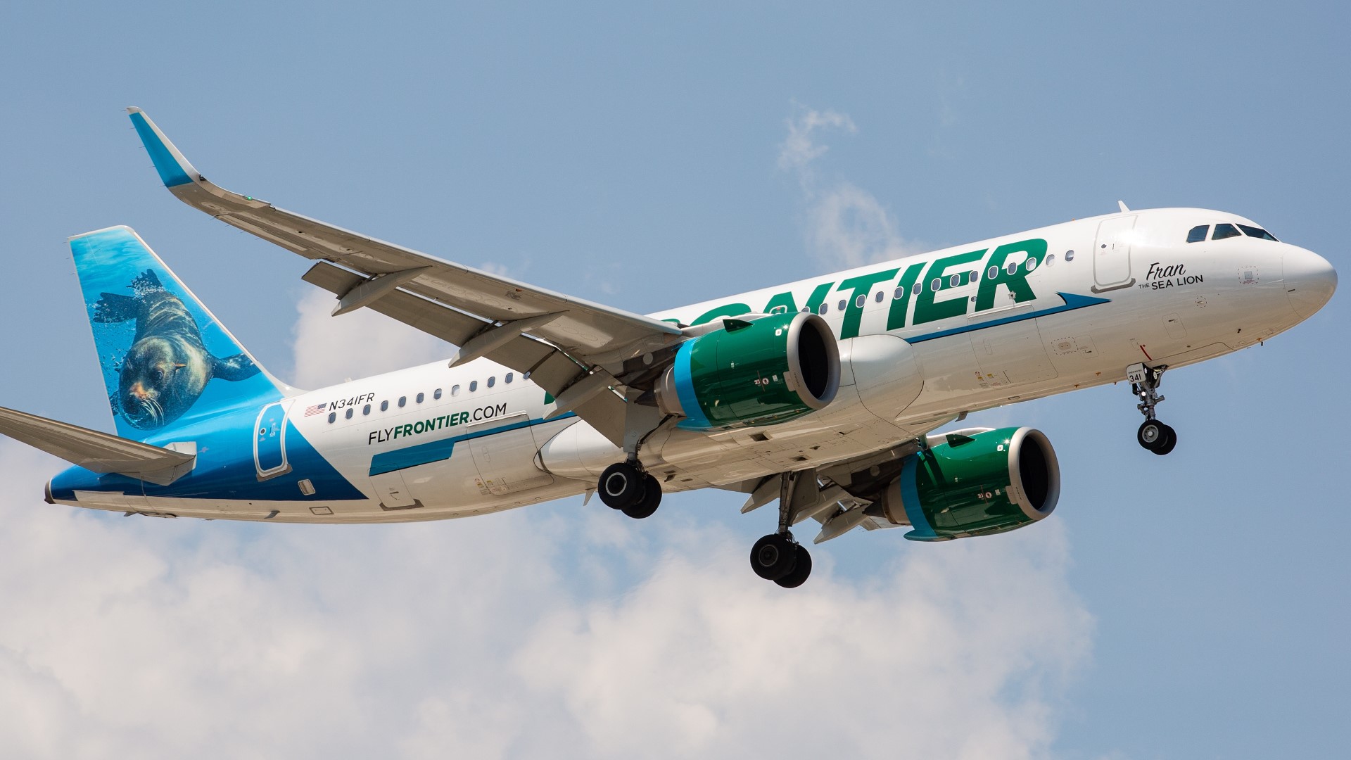 Frontier Airlines offering low-fare travel to both LAX and SD | abc10.com