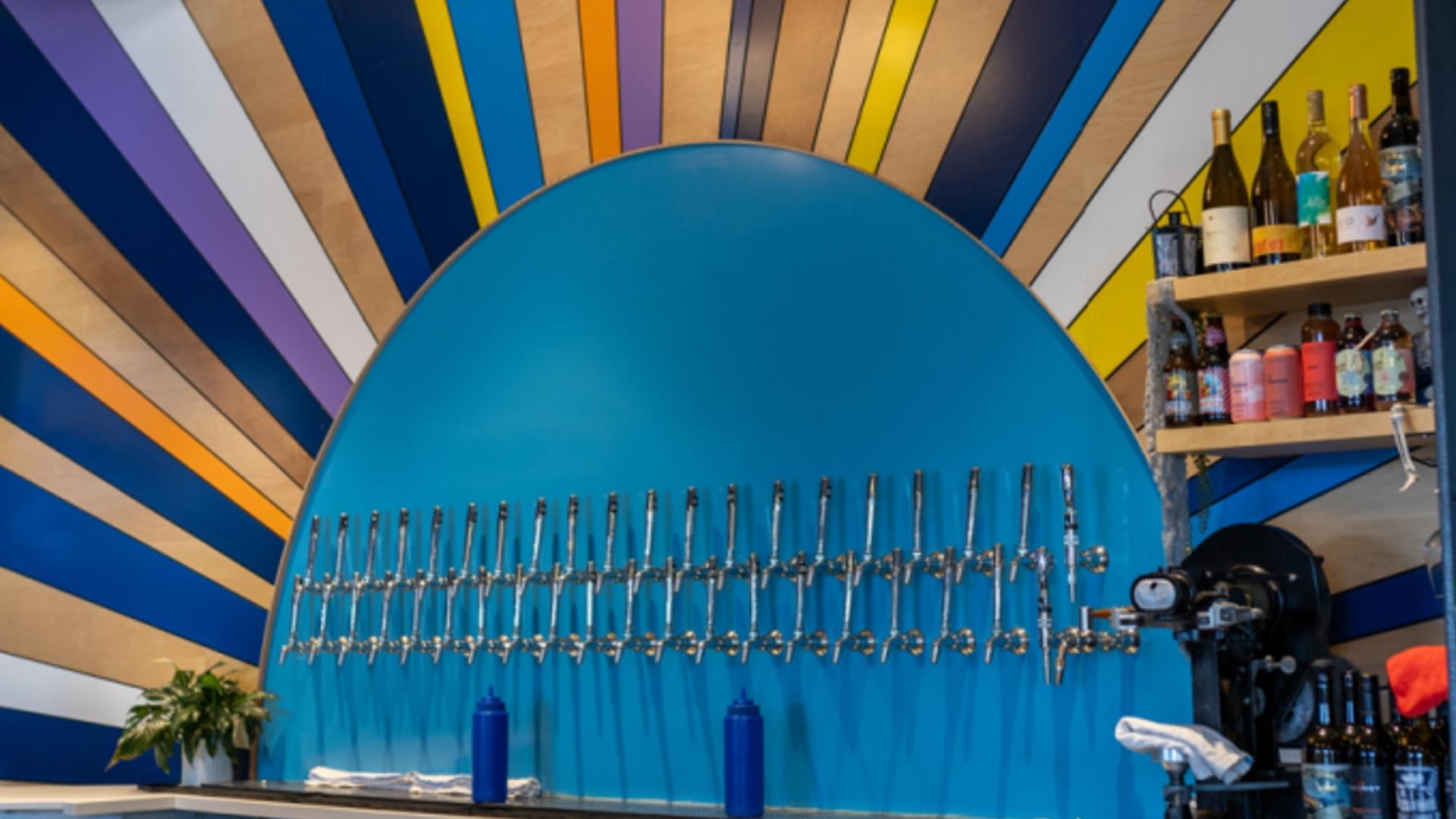 North Texas brewery using airport's beehive to flavor beer | abc10.com