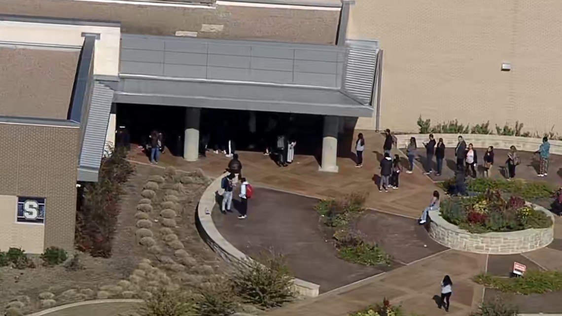 Little Elm High School walkout draws police response | abc10.com