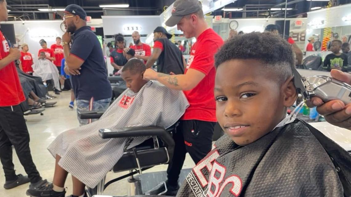 Akron barber college provides 300 free haircuts to school kids | abc10.com