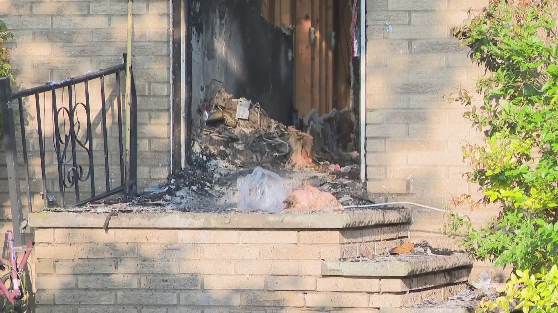Retired Cleveland police officer killed in West 148th Street house fire ...