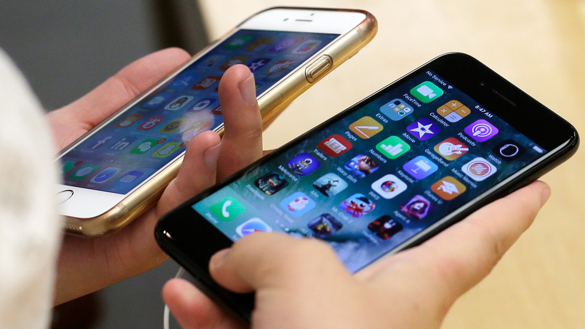 Apple sending iPhone 'batterygate' settlement payments | abc10.com